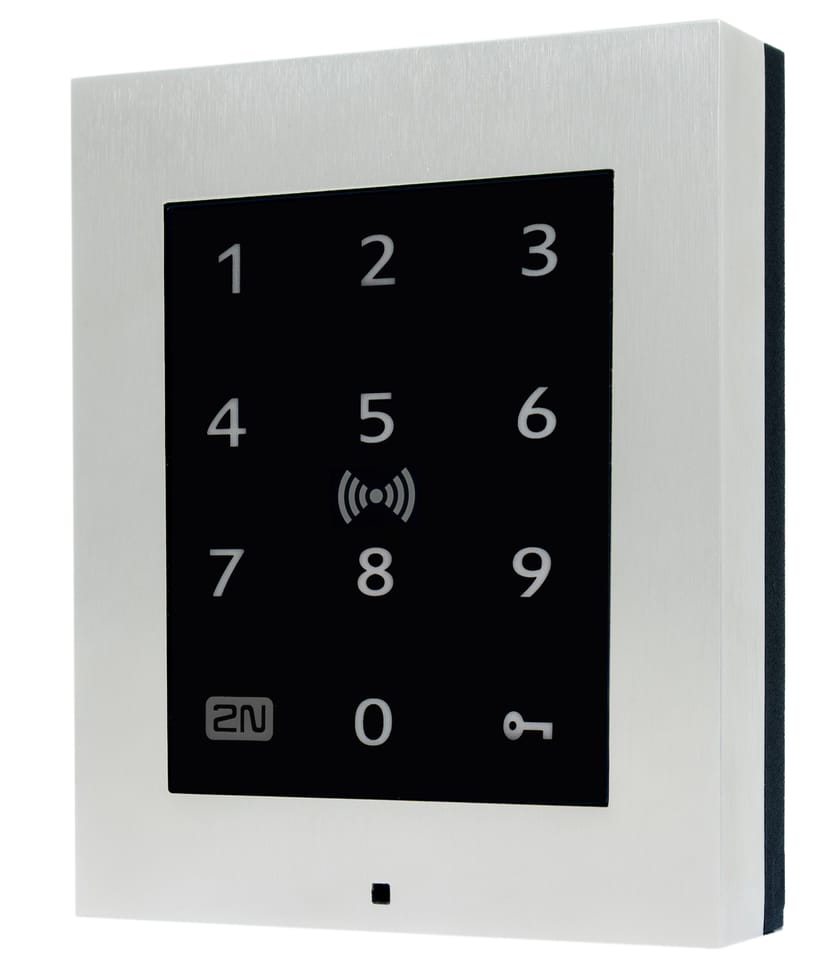 Sistema di building automation per controllo accessi per gestione ...