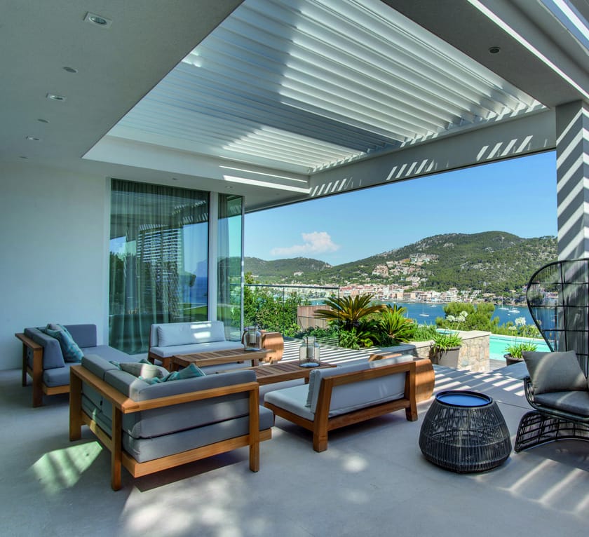 Motorized pergola with adjustable louvers AERO® By RENSON