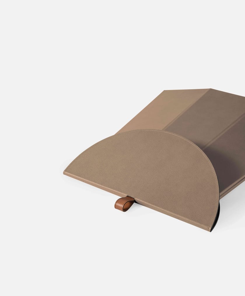 AILE Coffee table By Pinetti