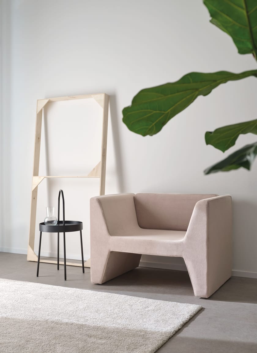 AKKA 01 By Nahu design Paolo Pampanoni