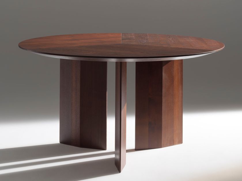 PRAIA ROUND Round wooden table By ALBEDO