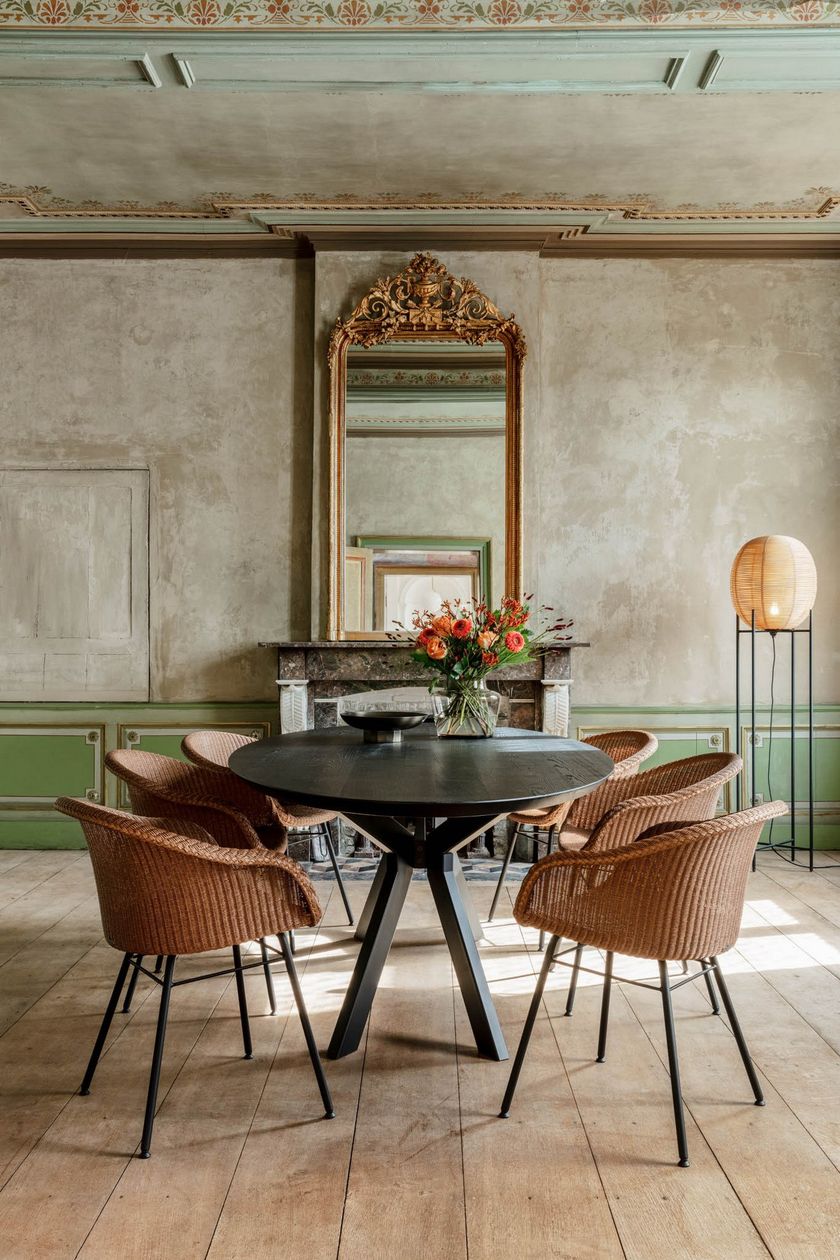 ALBERT | Round table By Vincent Sheppard