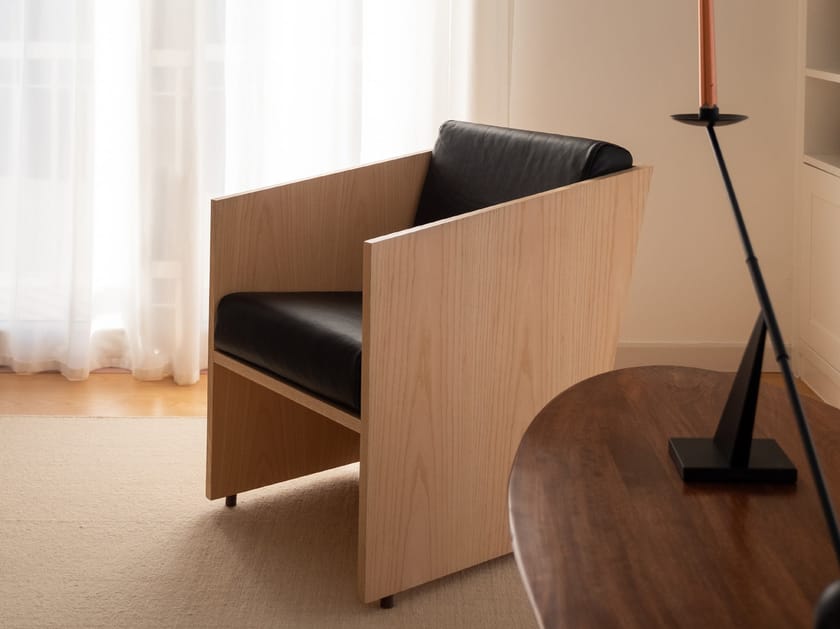 ALCÂNTARA Wood and leather easy chair with armrests By MOR DESIGN ...