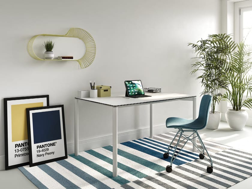 ALFA | Cadeira com rodízios By m.arte design