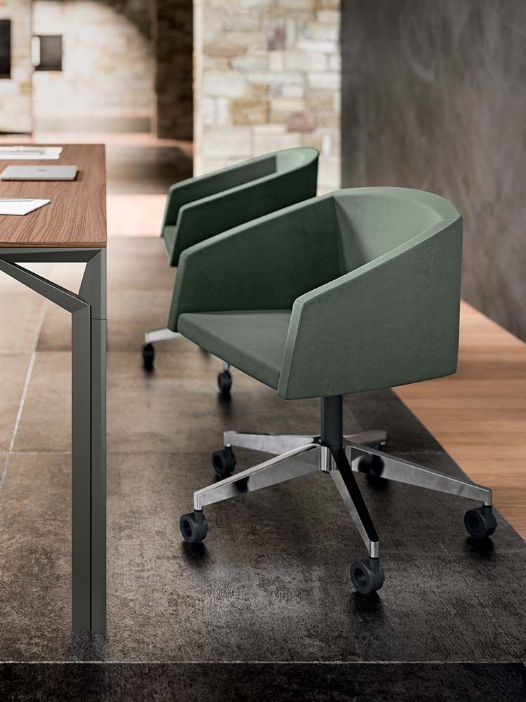 DESIGN LIVING Easy chair with armrests By Quadrifoglio Group