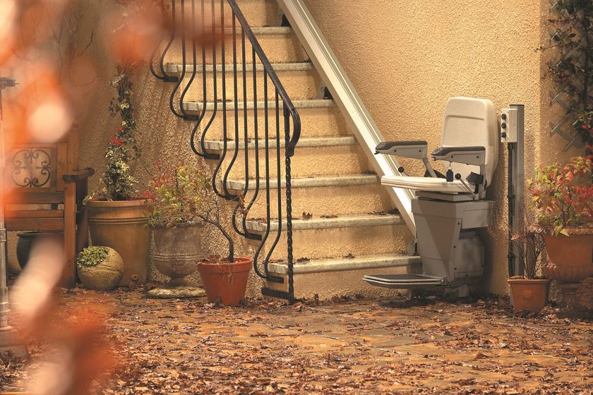Montascale a poltroncina per esterno ALL SEASONS By STANNAH