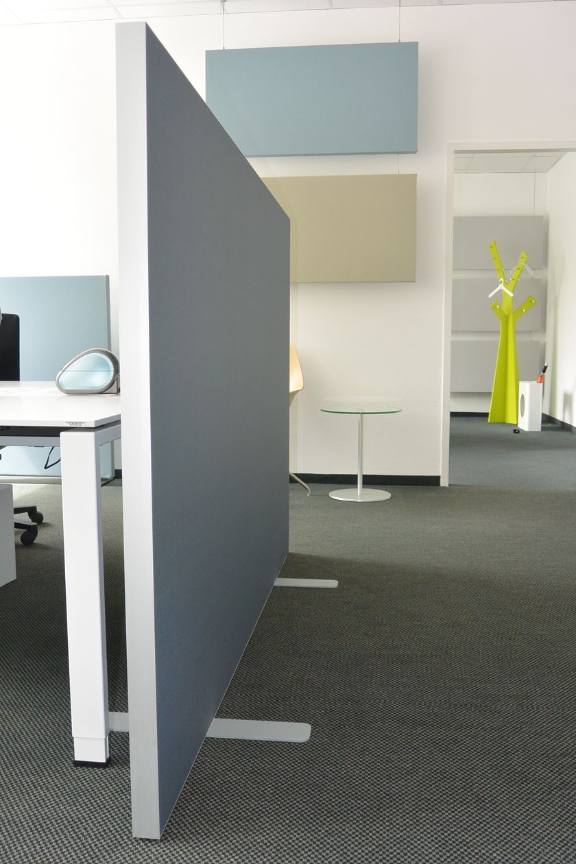 ALUFRAME | Sound absorbing office screen By objectiv