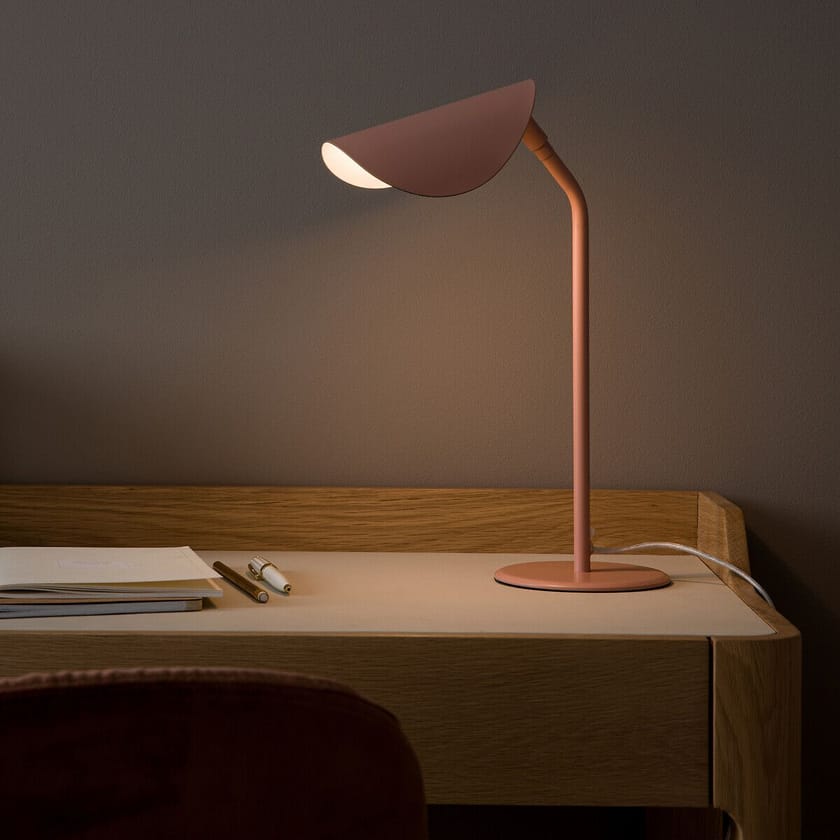 FUNAMBULE Table lamp By AMPM