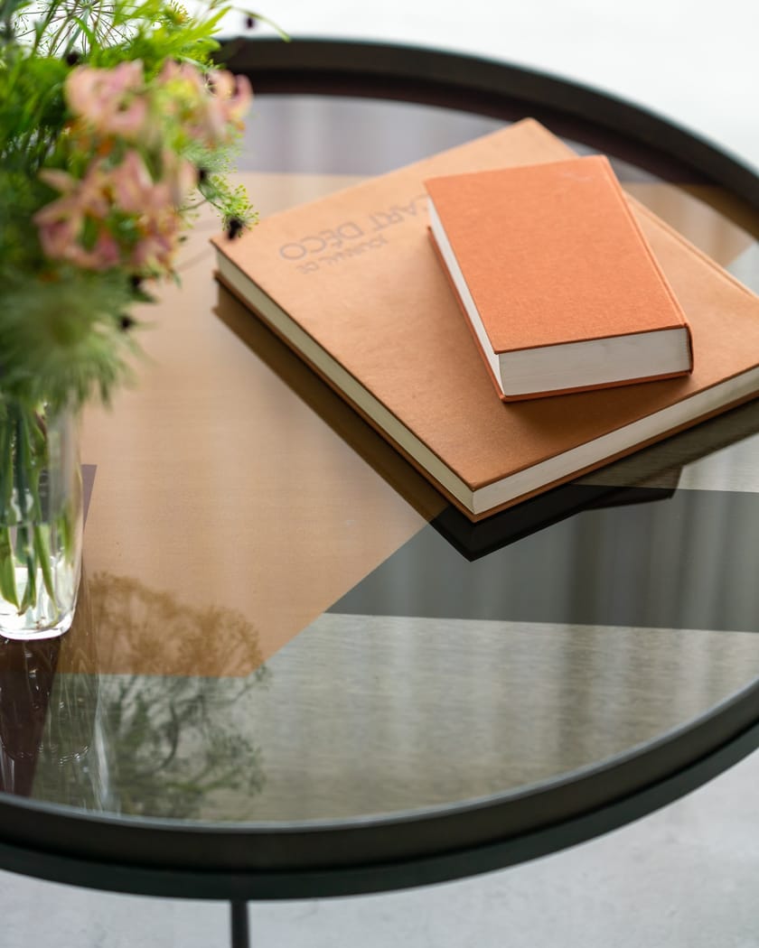 ANGLE GLASS | Round tray Round glass tray By Ethnicraft | design Dawn ...