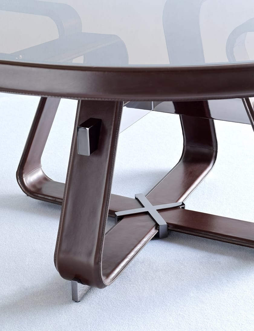 ANTIMO | Round table Round tanned leather dining table By Fasem ...