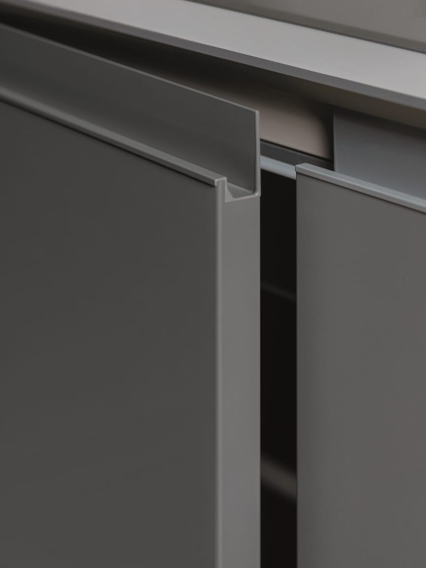 ANTIS | Aluminium kitchen By Euromobil design Roberto Gobbo