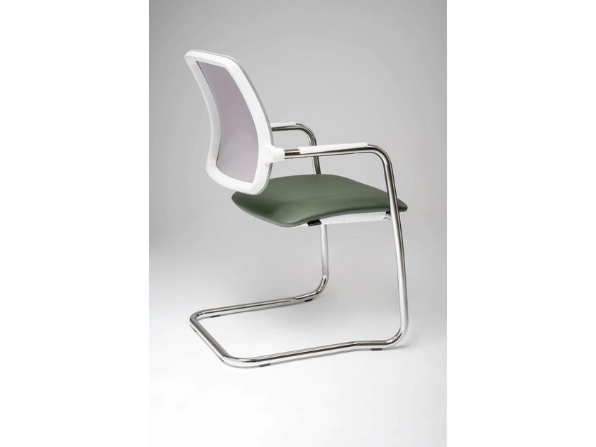 PORTLAND Chair By AP Factor