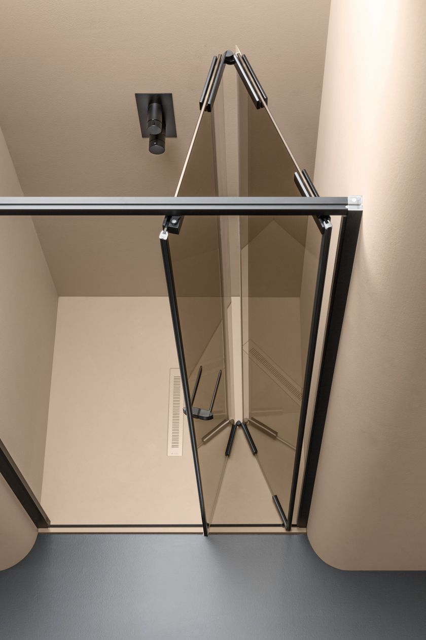 Box doccia angolare con porta pieghevole FILO - ARBLU - Edilportale