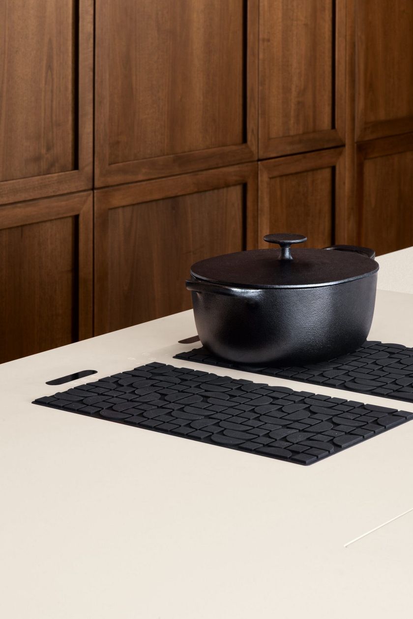 Archetipo Lapitec® kitchen with island By L'Ottocento