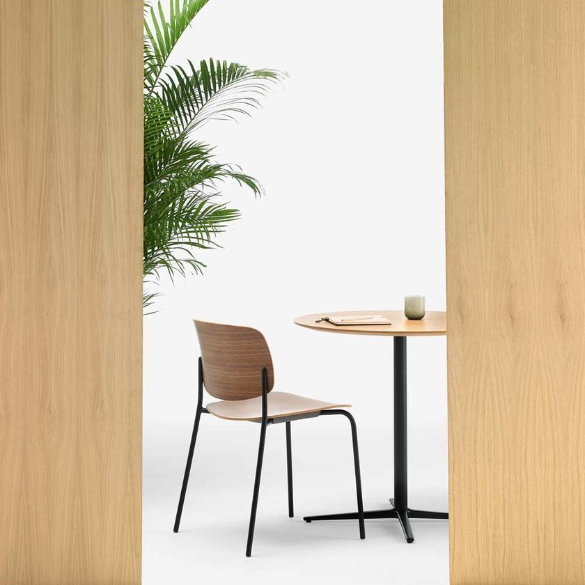 ARYN WOOD Stackable oak chair By INCLASS | design Jonathan Prestwich