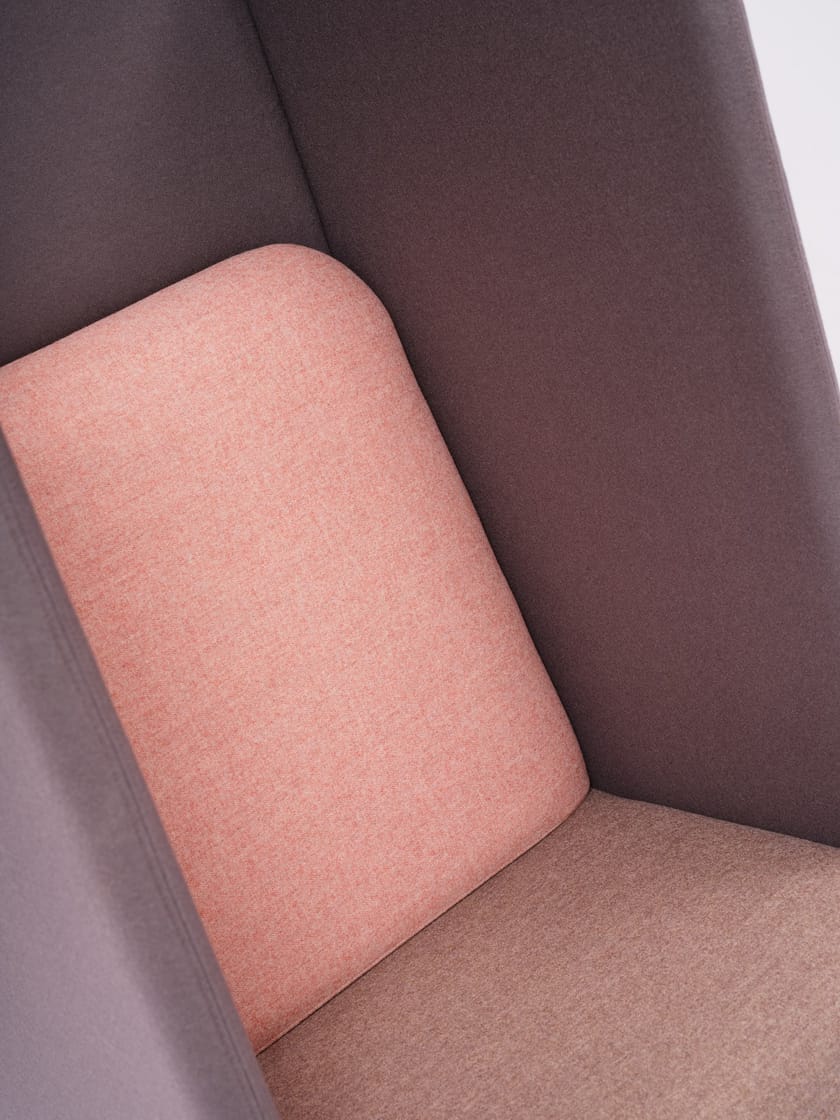 AUGUST Sound absorbing office armchair / office booth By Intuit by ...