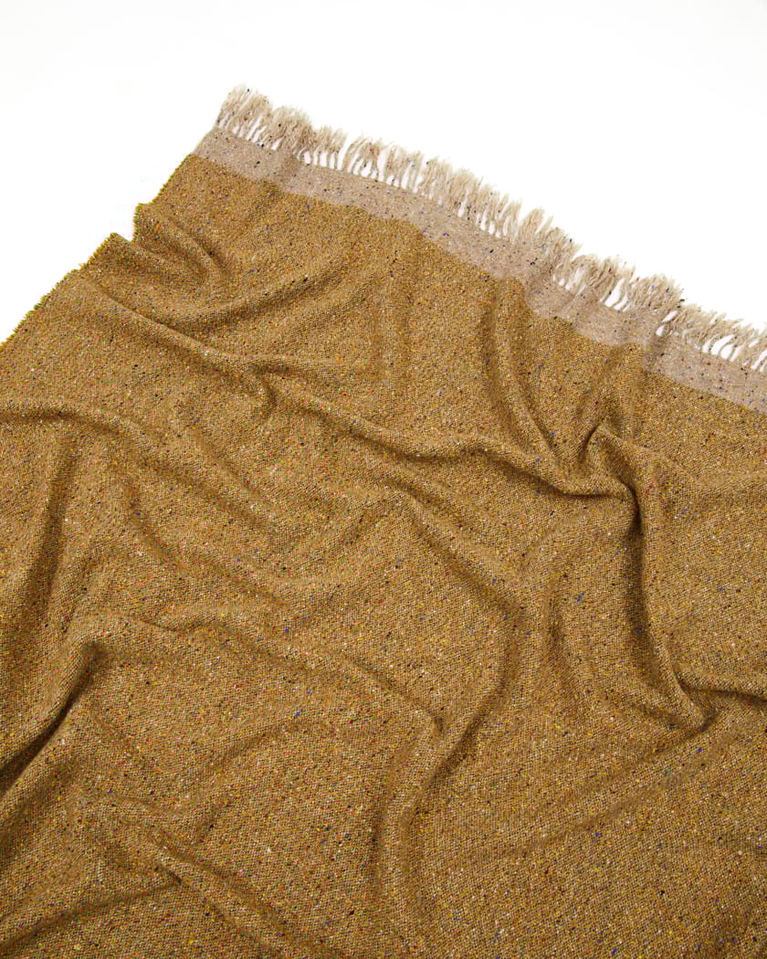 AZALEA lap robe By Lanerossi