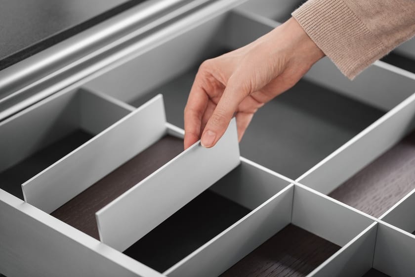 Aluminium and wood Drawer insert Accessories By SieMatic