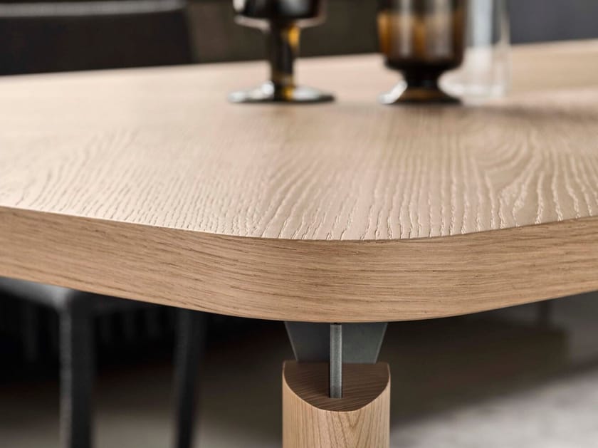 FYRA Table By Alf Da Fre'