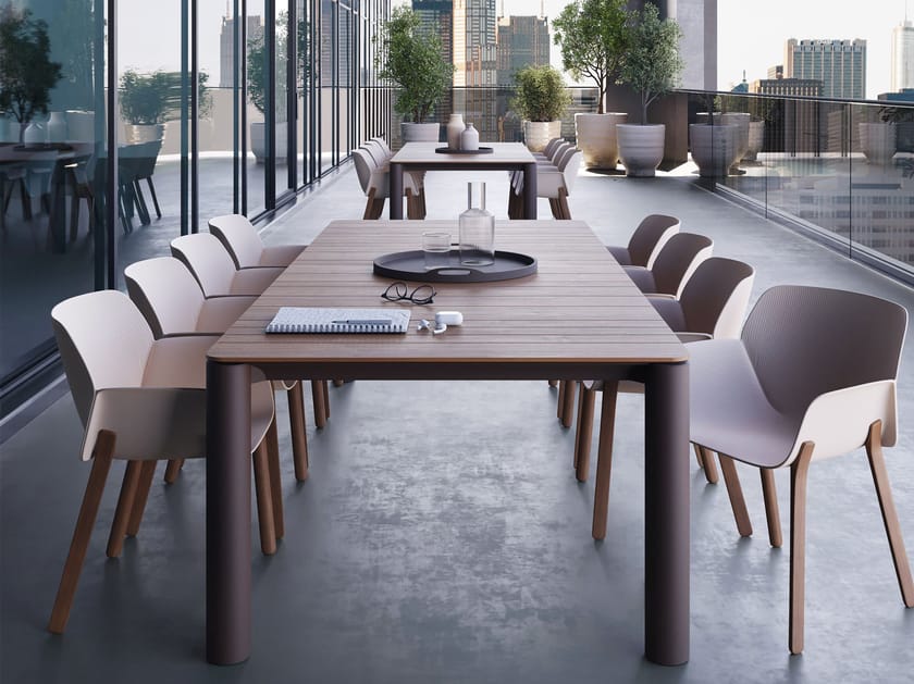 WIND OUTDOOR Rectangular teak garden table By Andreu World