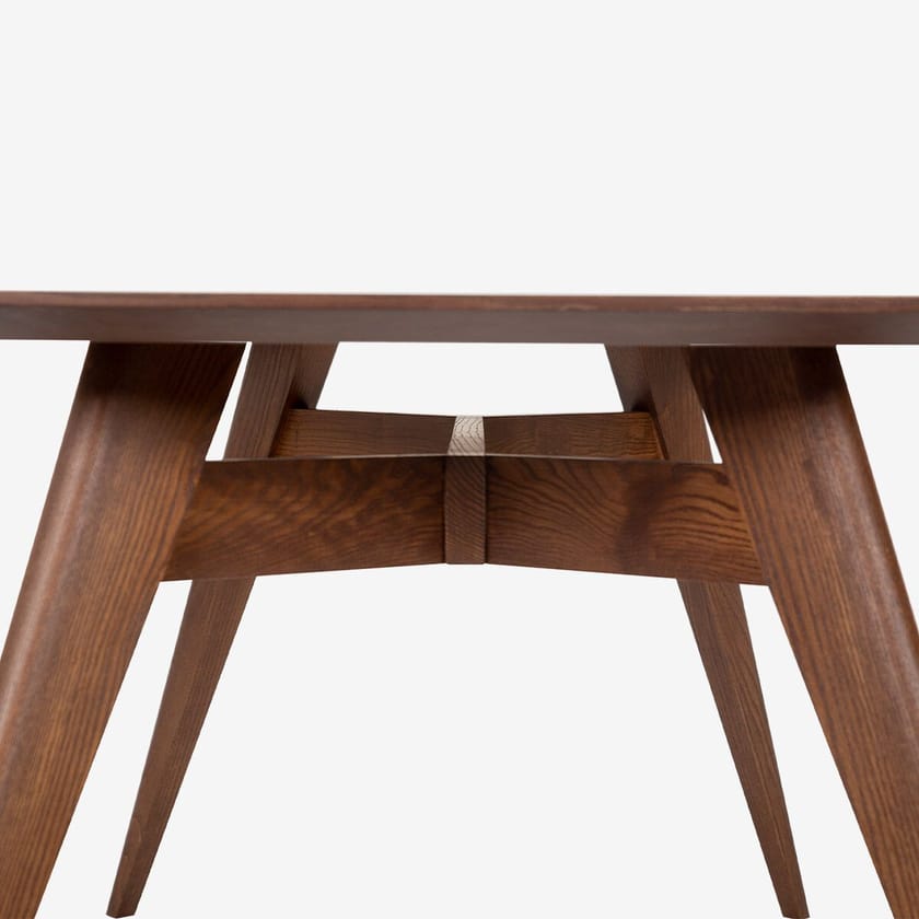 PEKOTO Table By Anesis