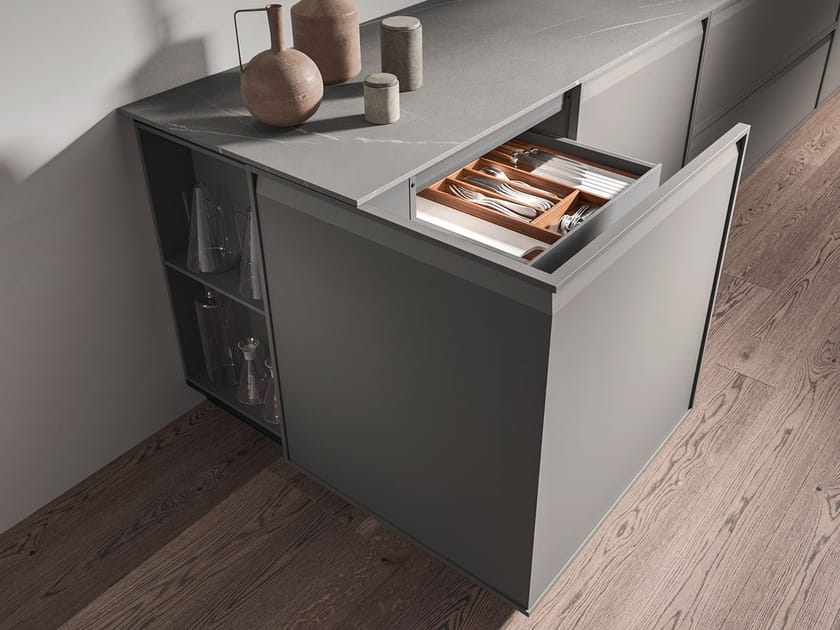 AK_07 Fitted kitchen with peninsula By Arrital