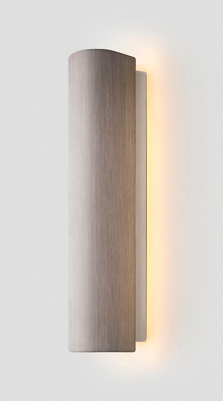 12:40 Dimmable LED wood veneer wall light By Articolo Studio