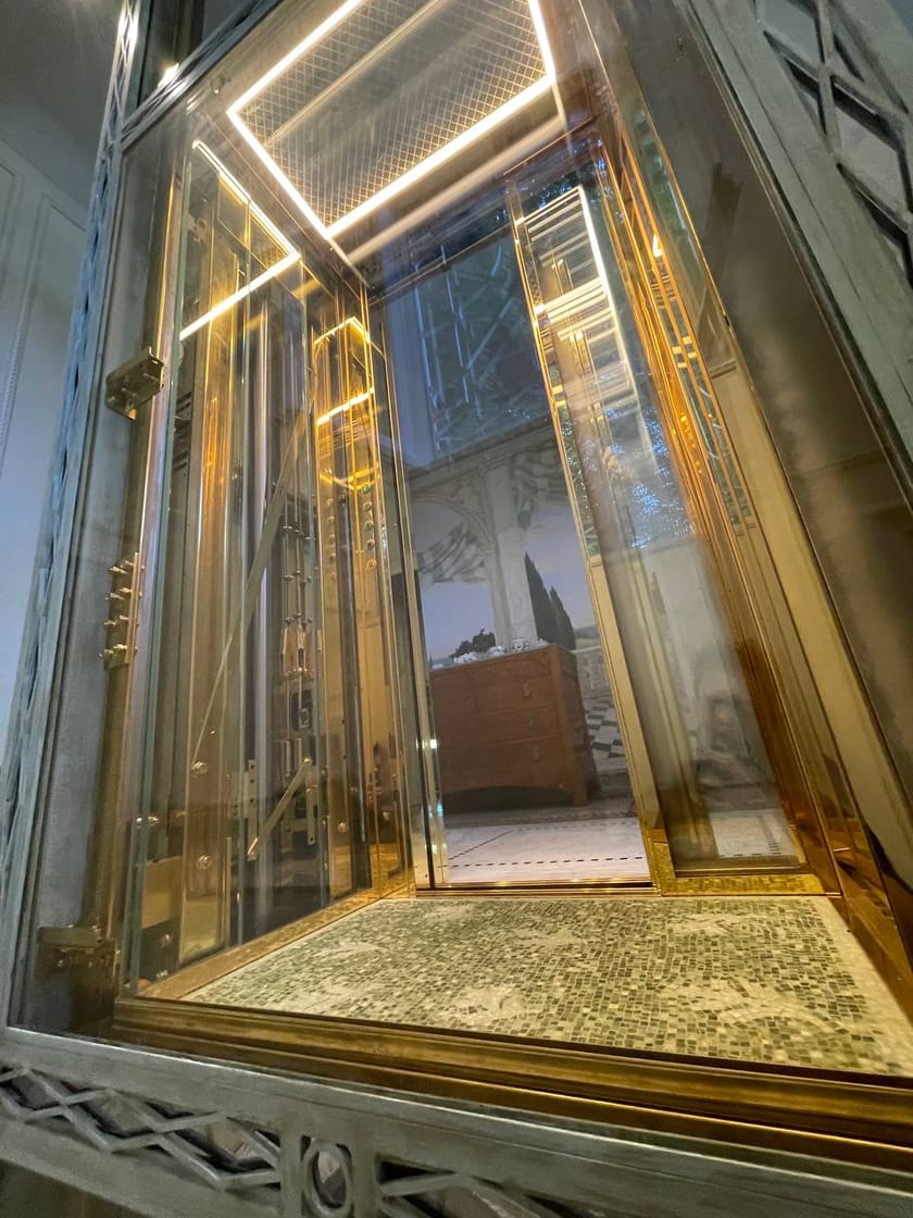 Ascensori per edifici di pregio TESYX NOBILE SERIES - Ascensori Servizi ...