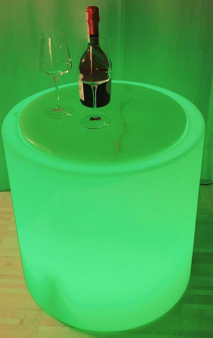 ONO Coffee table By Atelier of Architecture