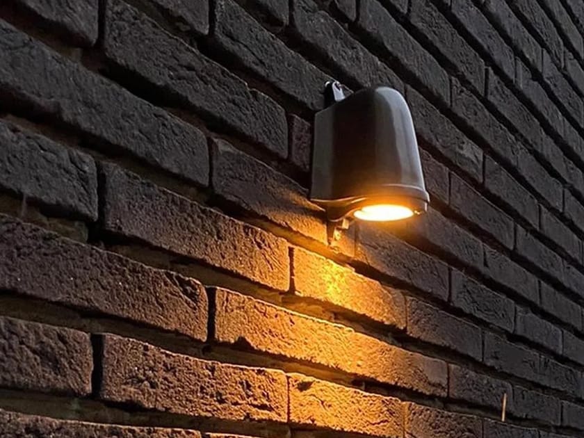 BALUME LED Wandleuchte aus Messing By Authentage Lighting