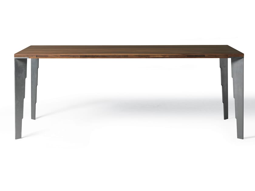 B-190 | Table By Dale Italia