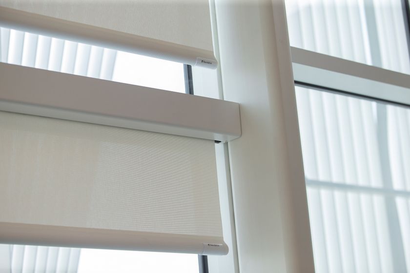 B-BOX Box fabric roller blind By Bandalux