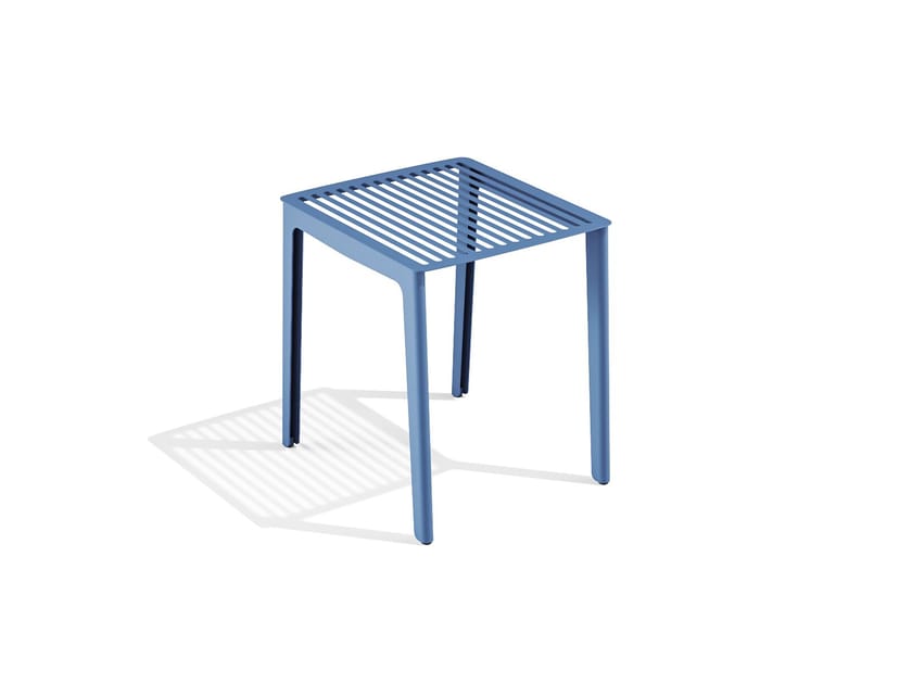GAO Powder coated steel stool By BABEL D | design Simone Bonanni