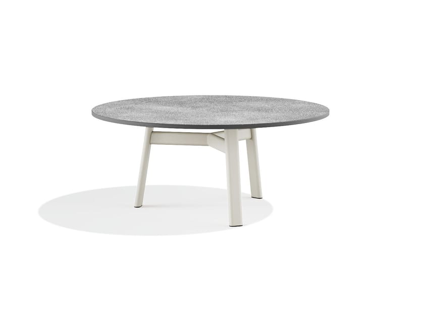 KANO Round low powder coated steel coffee table By BABEL D | design ...