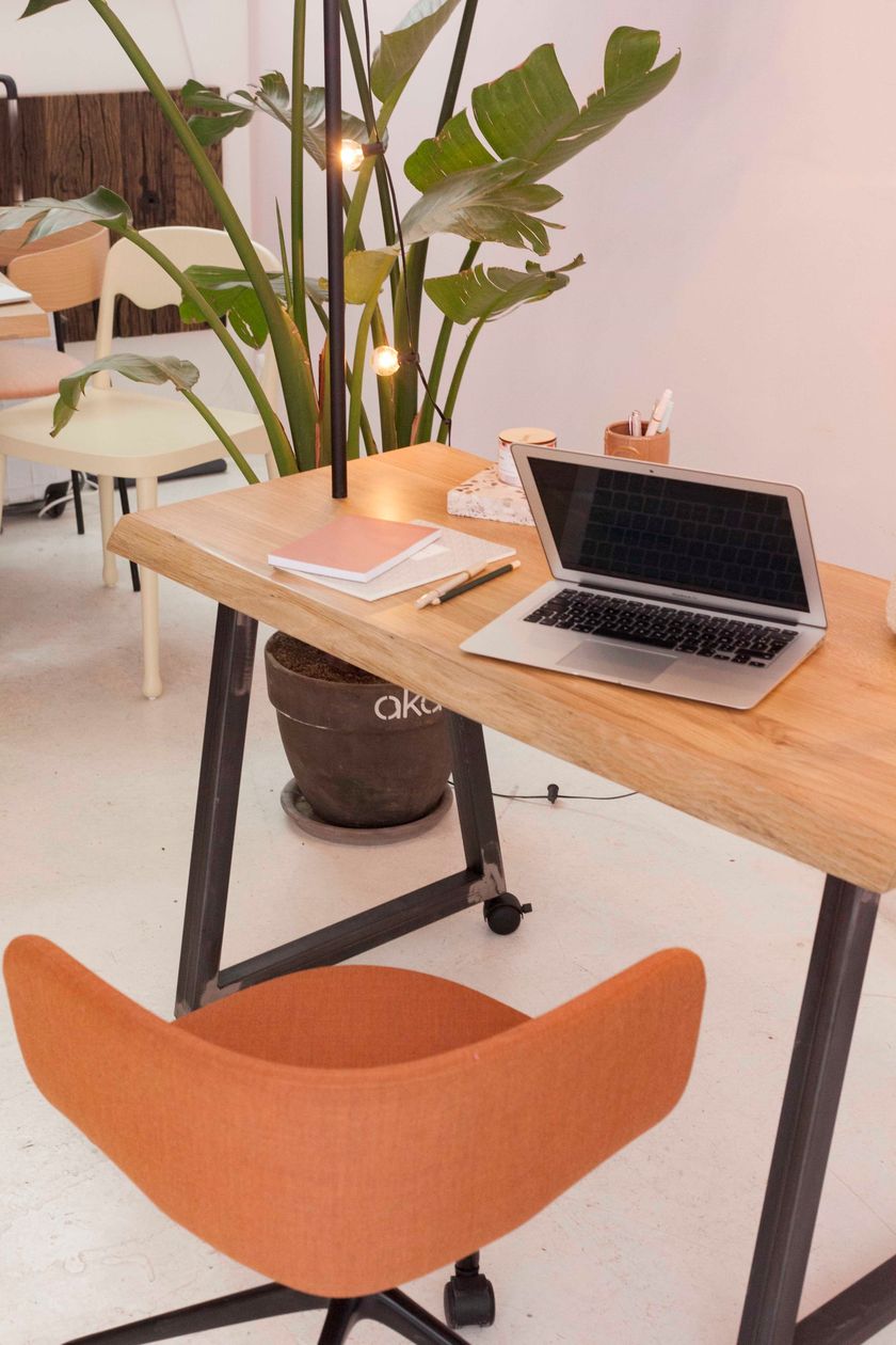 Scrivania rettangolare in acciaio e legno con ruote BABY GUINGUETTE By ...