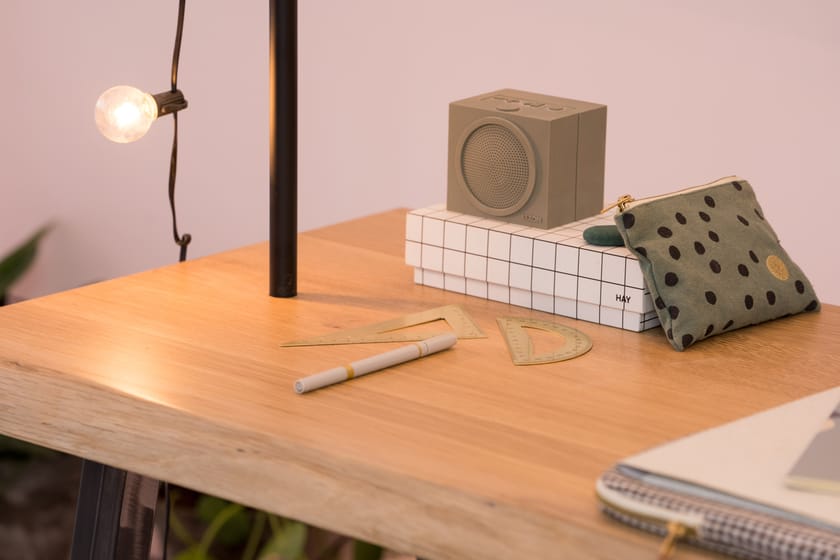 Scrivania rettangolare in acciaio e legno con ruote BABY GUINGUETTE By ...