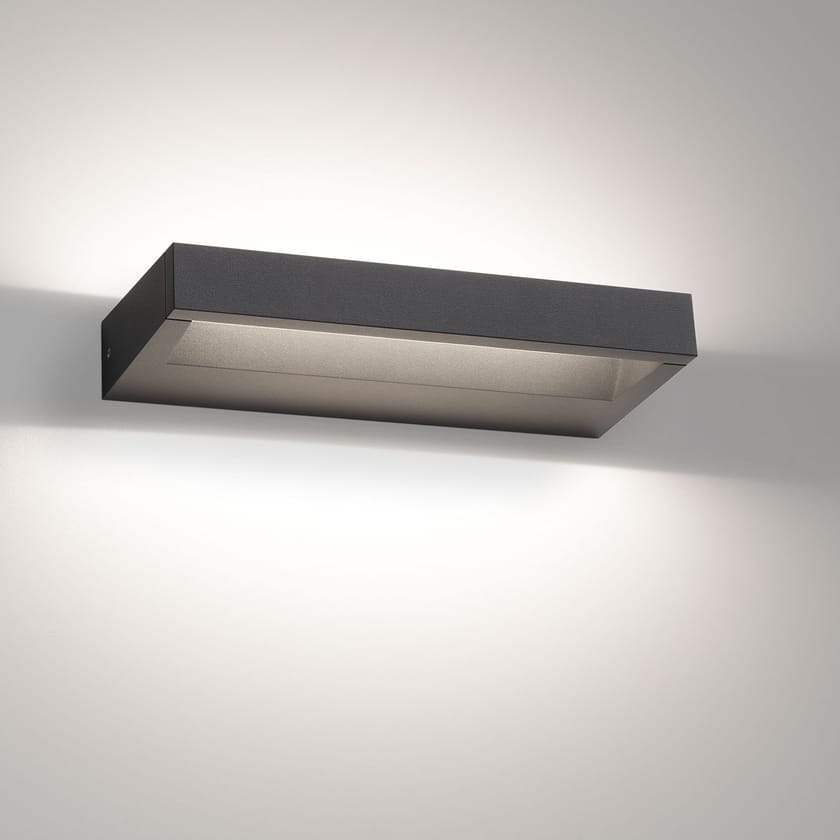 BACKSPACE II X Wall lamp By Deltalight