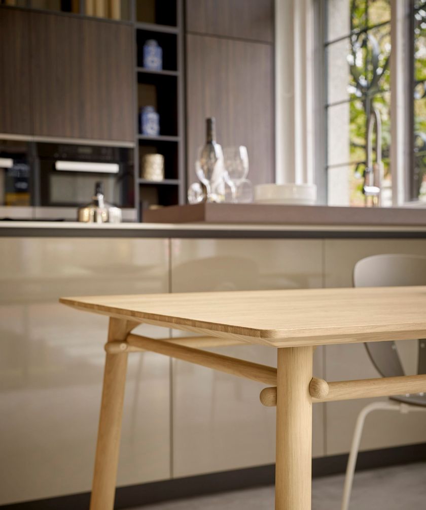 BASOA | Dining table By TREKU design Silvia Ceñal