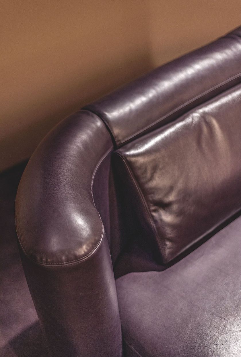 CLARA Sitzbank aus Leder By Baxter | design Christophe Delcourt