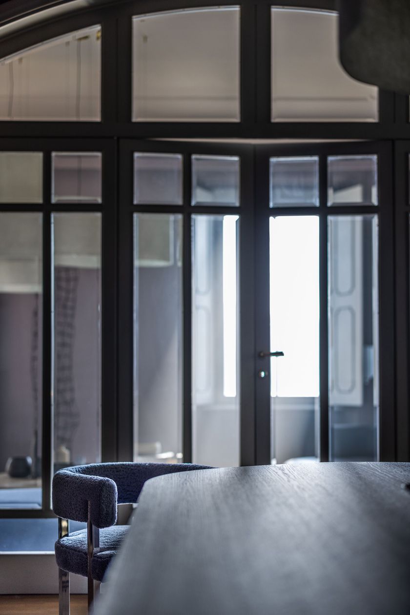 GRACE Table By BAXTER | design Christophe Delcourt