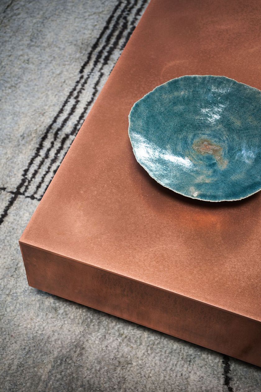 LOREN Square coffee table By BAXTER | design Draga & Aurel