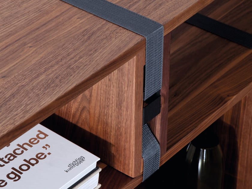 Open sectional wooden bookcase BB21 STRAP By JANUA design Bernd Benninghoff