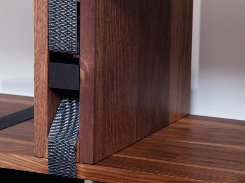 Open sectional wooden bookcase BB21 STRAP By JANUA design Bernd Benninghoff