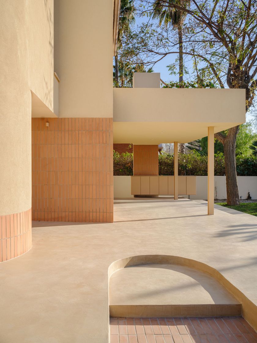 MORTEX Continuous flooring By BEAL International