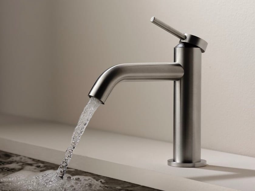 TIMELESS TL01/02 Miscelatore per lavabo da piano in acciaio inox con aeratore By BEAMTECH