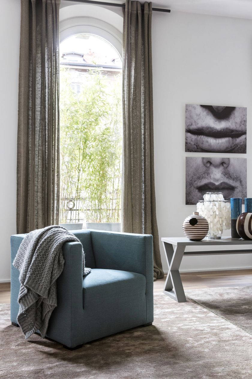 BELMON | Poltrona in tessuto By Meridiani