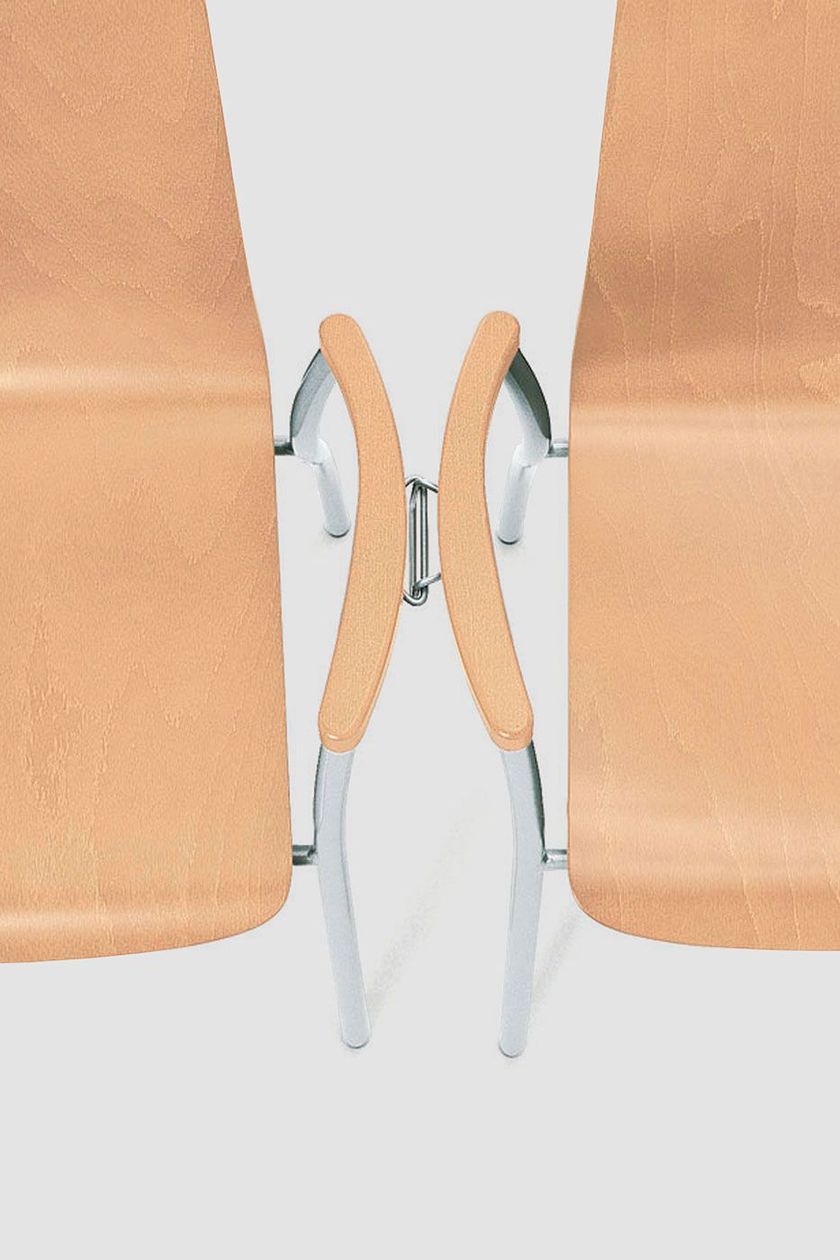 KIZZ Sedia impilabile imbottita con braccioli By BENE | design Johannes ...