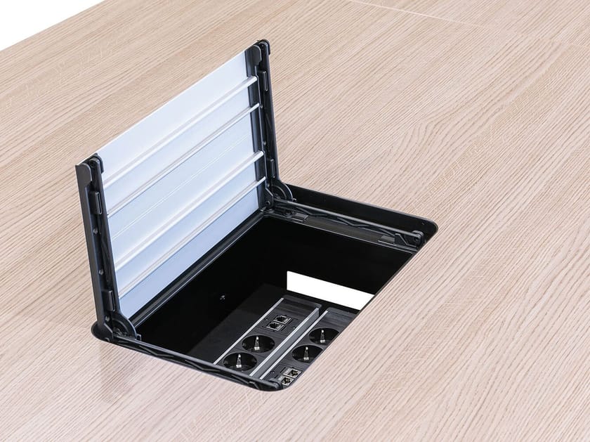 P2 Meeting 会议桌 By BENE