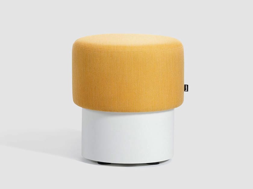 PARCS Pop-up Stool Banqueta estofada baixa By BENE | design Pearson Lloyd