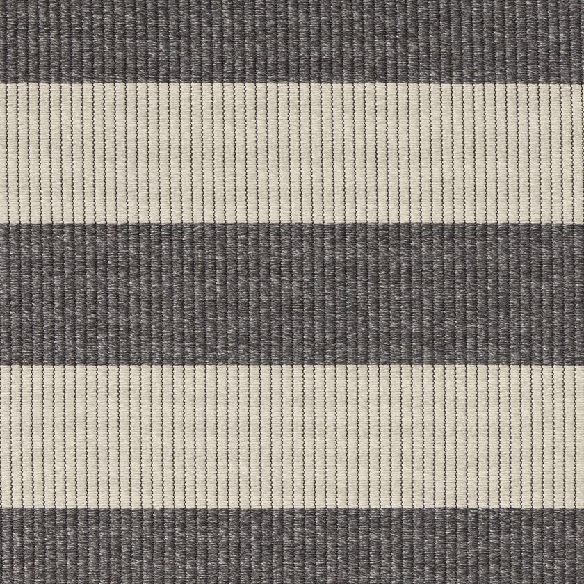 BIG STRIPE IN / OUT Polypropylene outdoor rugs By Woodnotes